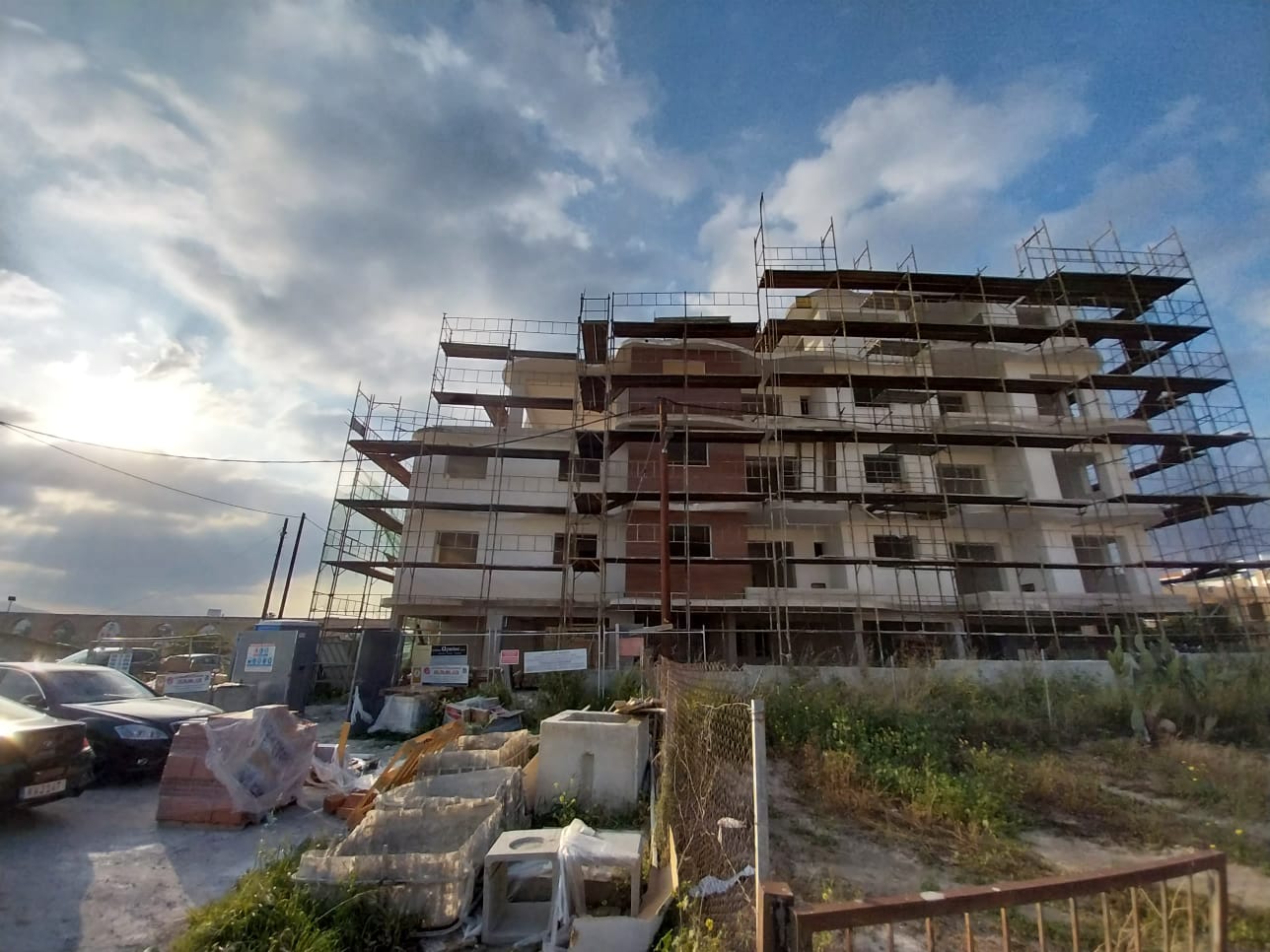 KAMARES RESIDENCE - IPC Developers